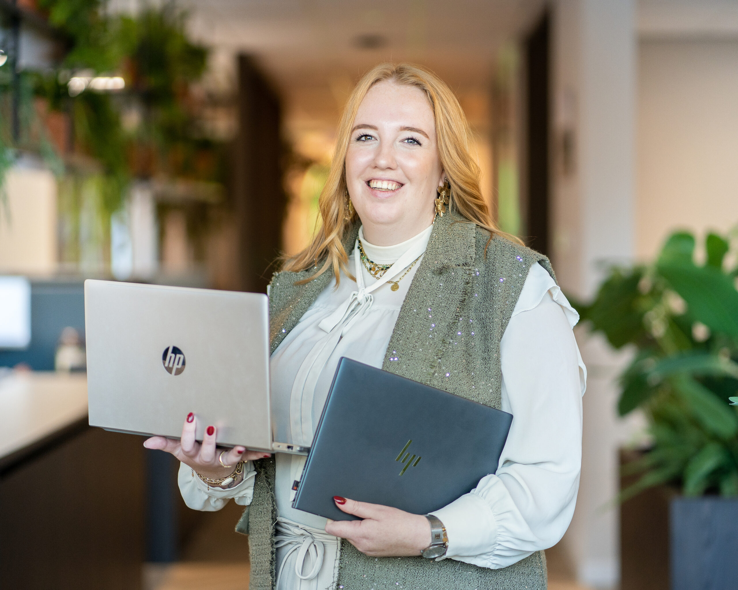 1 minuutje met... Juliette Jakobsen - Féju